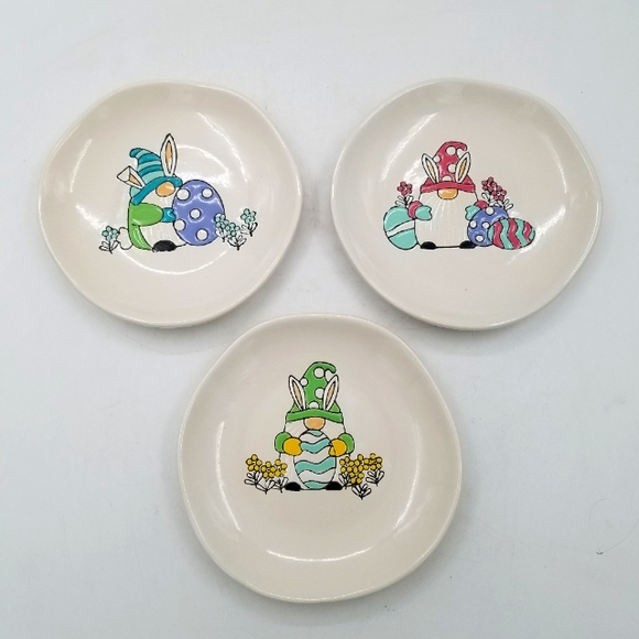 None | Holiday | Ceramic Collectors Easter Bunny Decor Plates | Poshmark